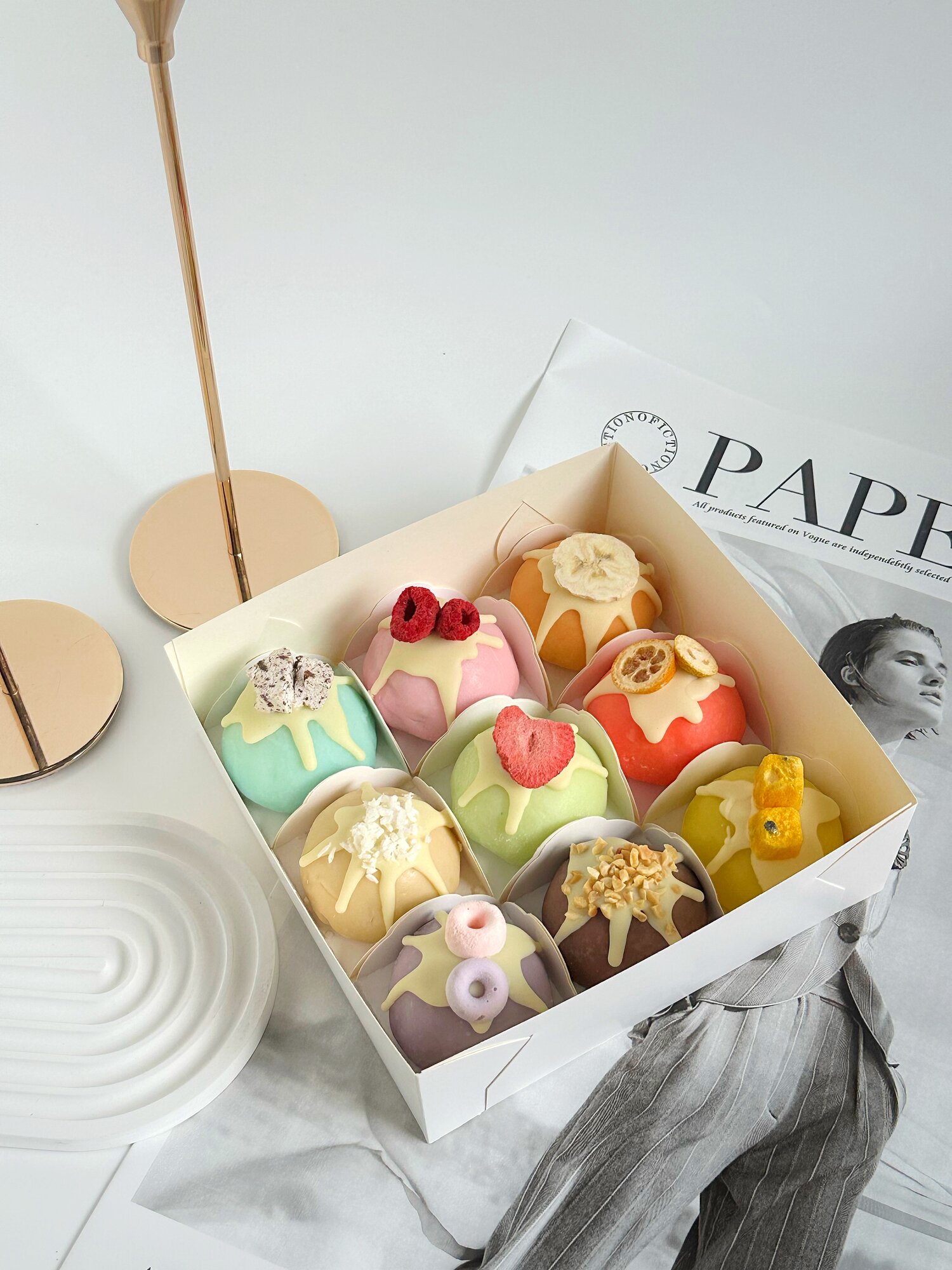 Подарочный набор CHOCO BAR "Моти ассорти с декором ", 9 шт разные вкусы