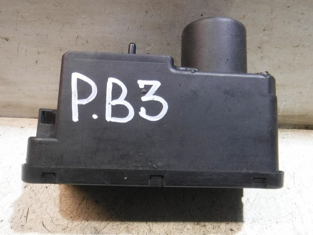 Компрессор центрального замка VW Passat B3 357962257