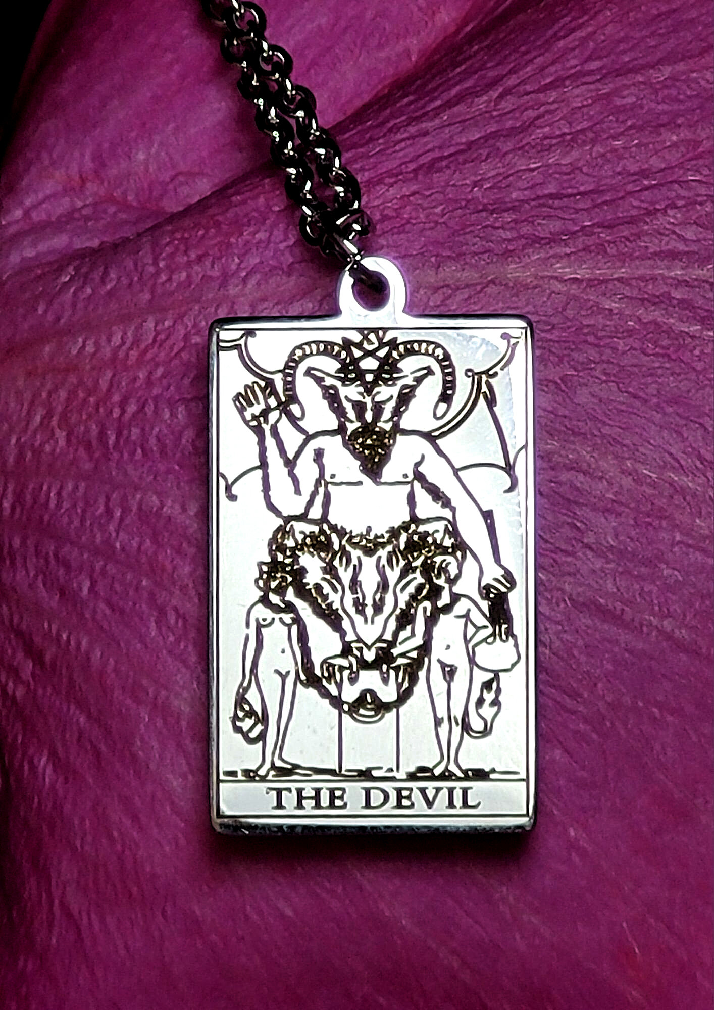 Магический амулет, оберег