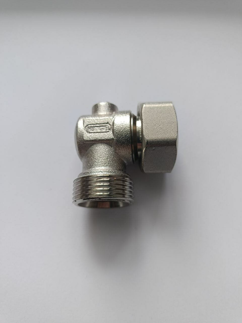 Вентиль Hummel для радиатора и полотенцесушителя, угловой, латунь