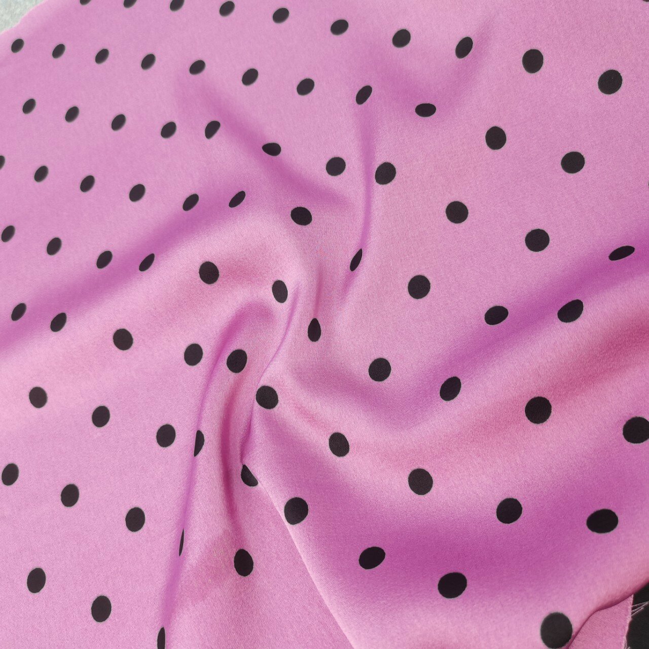 Новая глянцевая имитация ацетата, сатиновая ткань с 0.8cm точками, одежда чеонгсам, ткань с точками 0.8 см, оптовая продажа