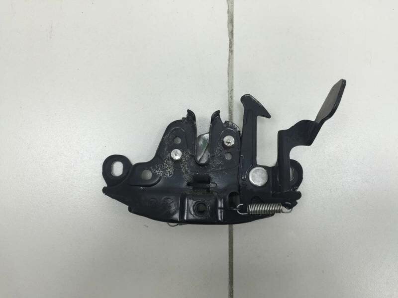 Замок капота Nissan Almera Classic B10 2006-2013