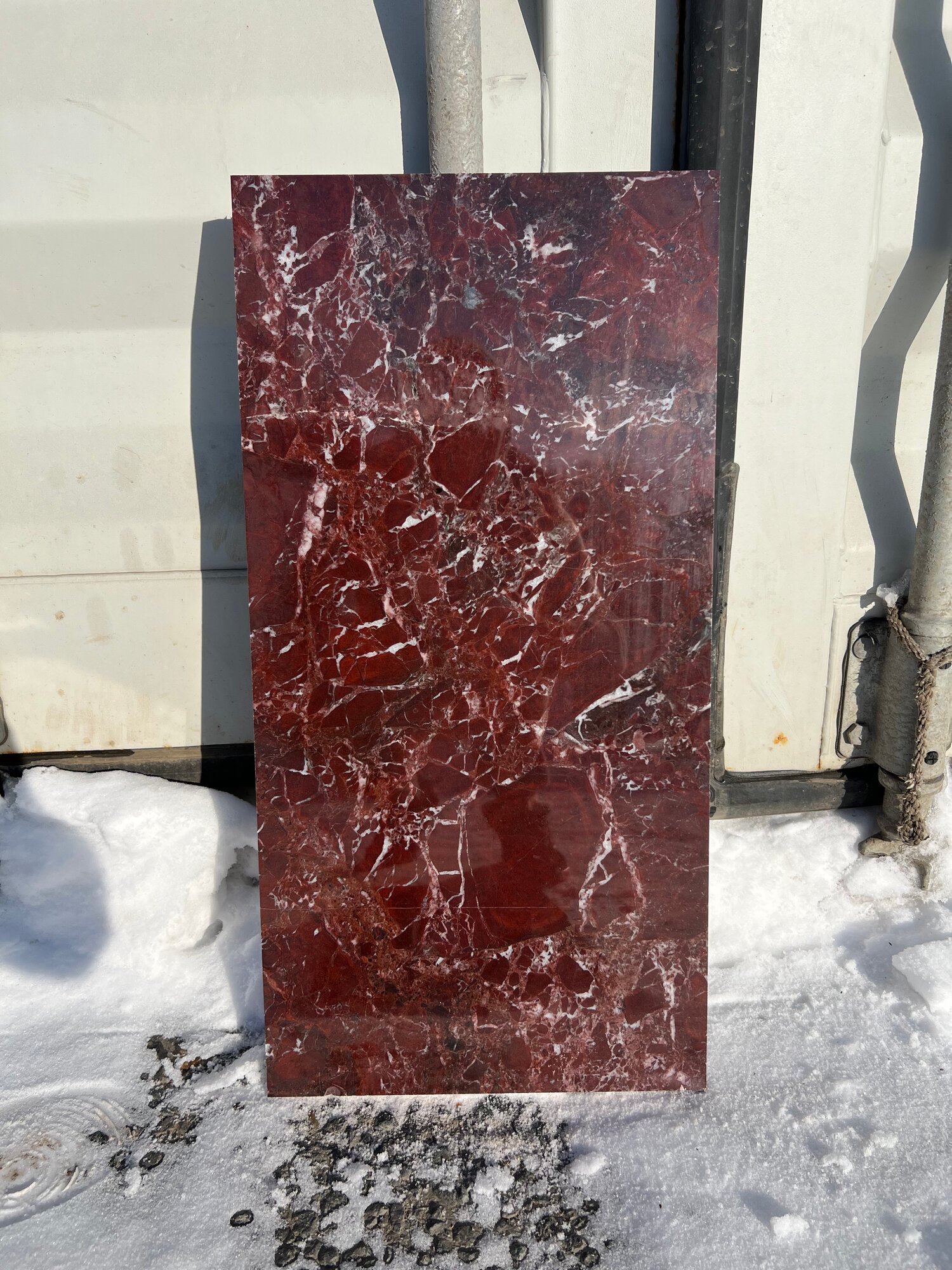 Мраморная плитка Rosso Levanto формат 600*300