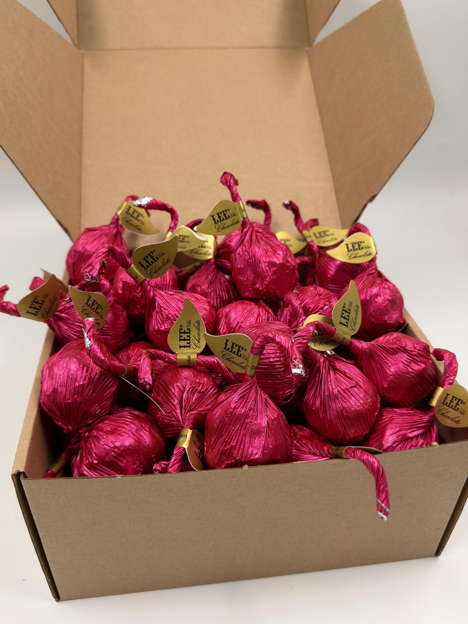 Элитные Дубайские конфеты Lee Deluxe Красные 200г