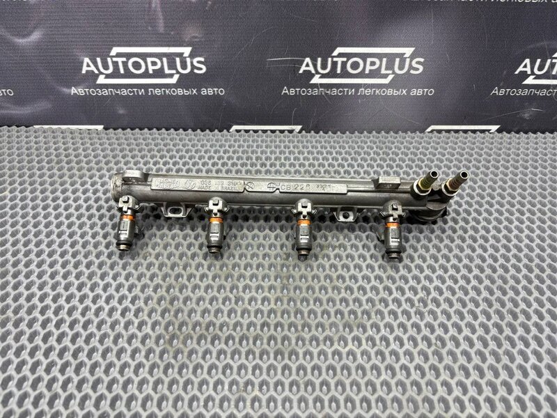Топливная рампа Volkswagen Golf 1997-2006 (AKQ) Б/У с пробегом Арт. 036133319