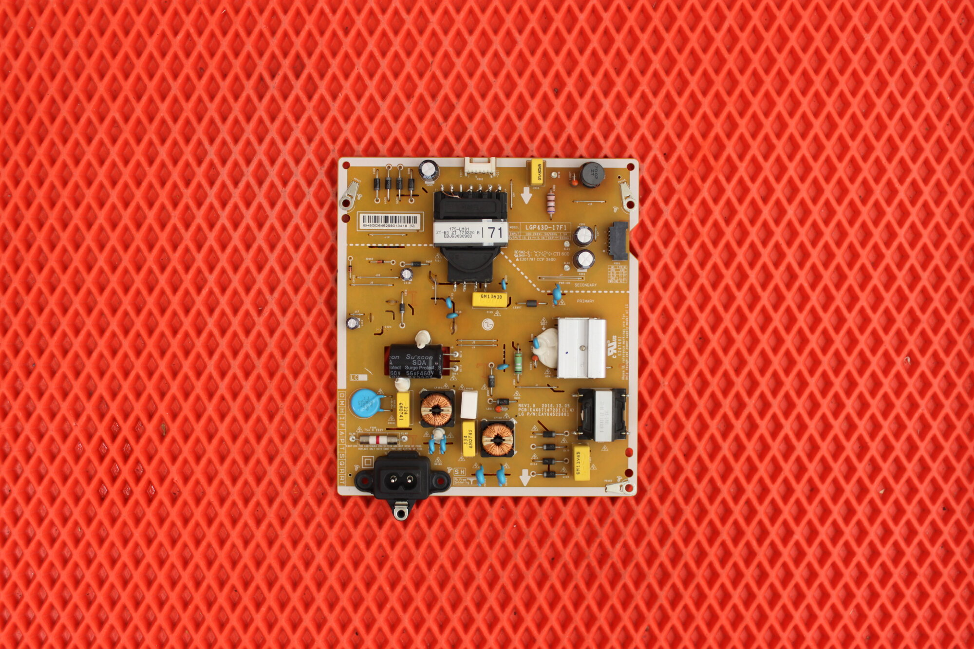 Блок питания (PSU) EAX67147201 (1.4) для телевизора LG 43LV640S-WHCG3 в надёжной упаковке