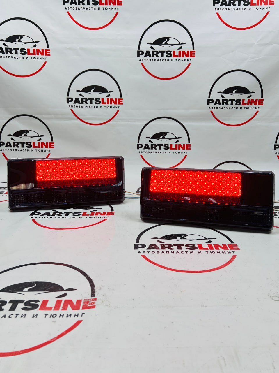 Фонари светодиодные ВАЗ 2105, 2107 LED тонированные комплект