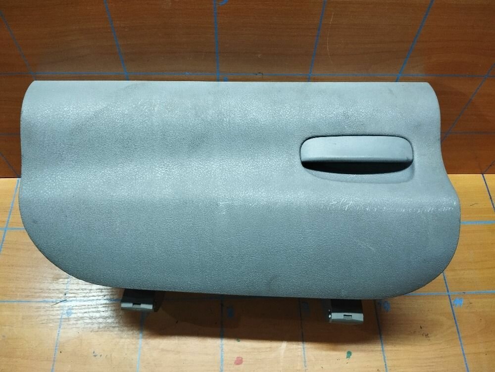 Крышка бардачка Skoda Feilicia Б/У с пробегом