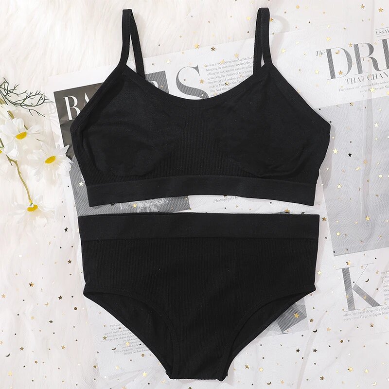 Комплект нижнего белья OllyMurs