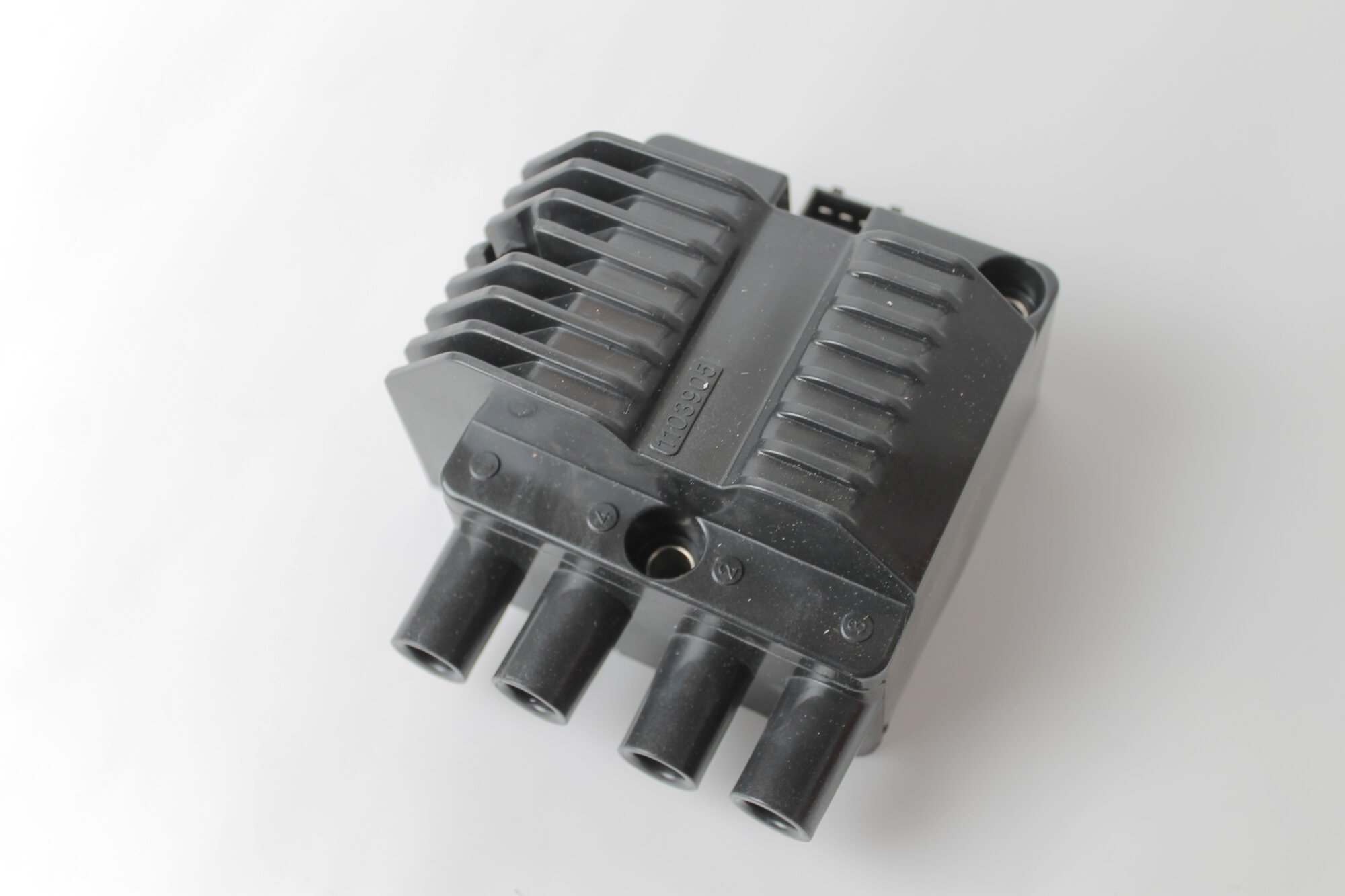 Катушка зажигания OPEL Astra F/G, Corsa A/B, Vectra A/B, Tigra, Combo, 1.4-1.6i