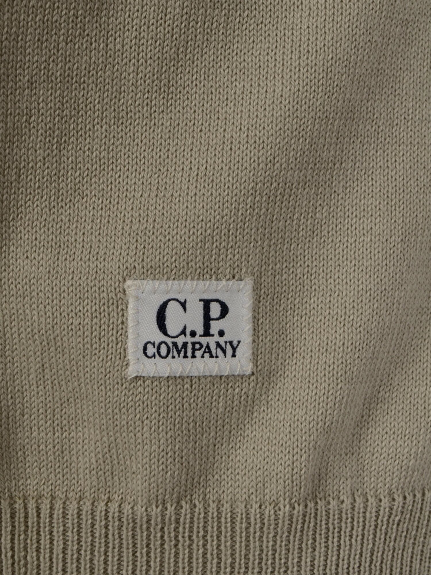 Рубашка C.P. COMPANY Logo-patch knitted polo shirt, размер M, серый — фото 1
