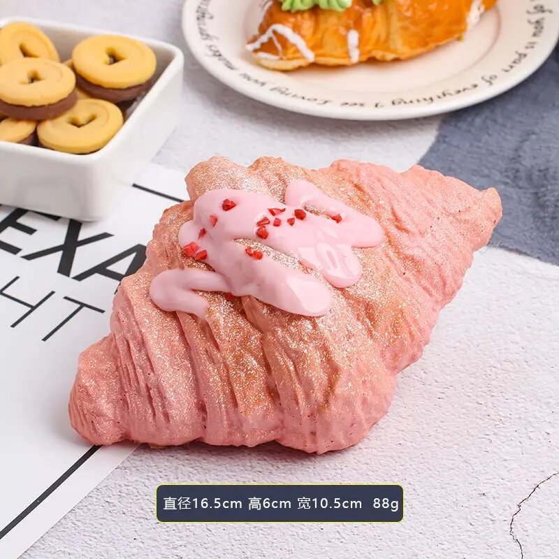Имитация хлеба и круассанов из полиуретана Розовый, Praise-pink