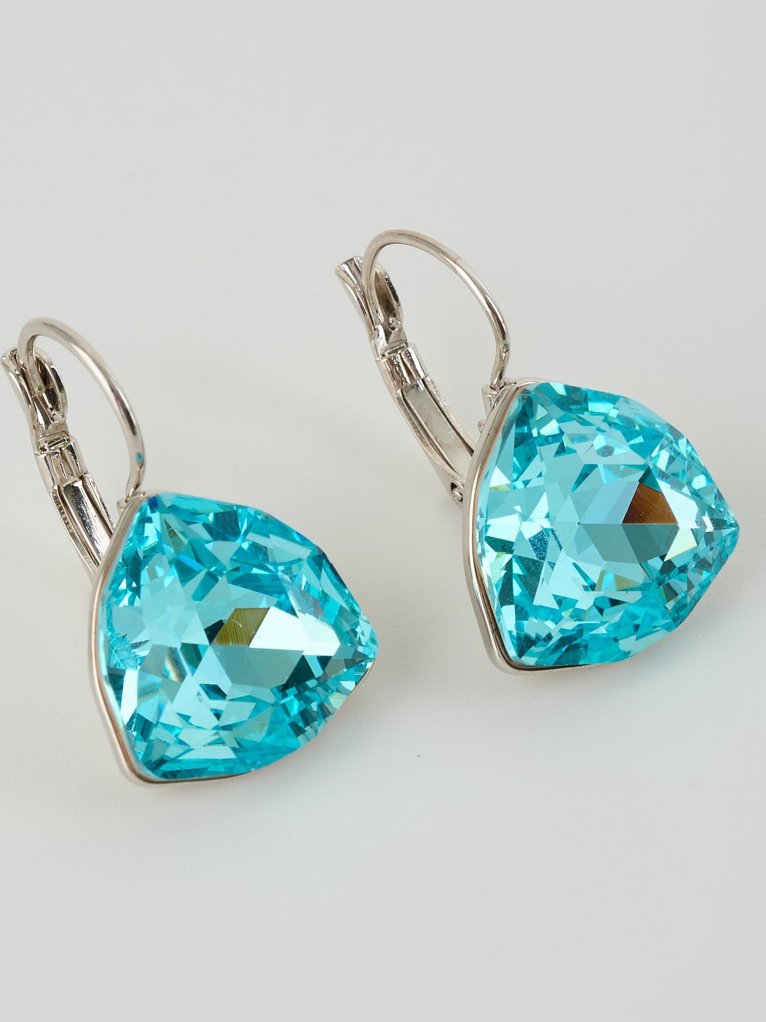 Серьги MONASHOP, аквамарин синтетический, топаз синтетический, кристалл