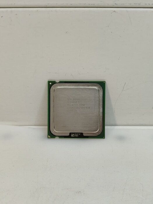 Процессор Intel Celeron C331 SL7TV LGA775 2.66 ГГц