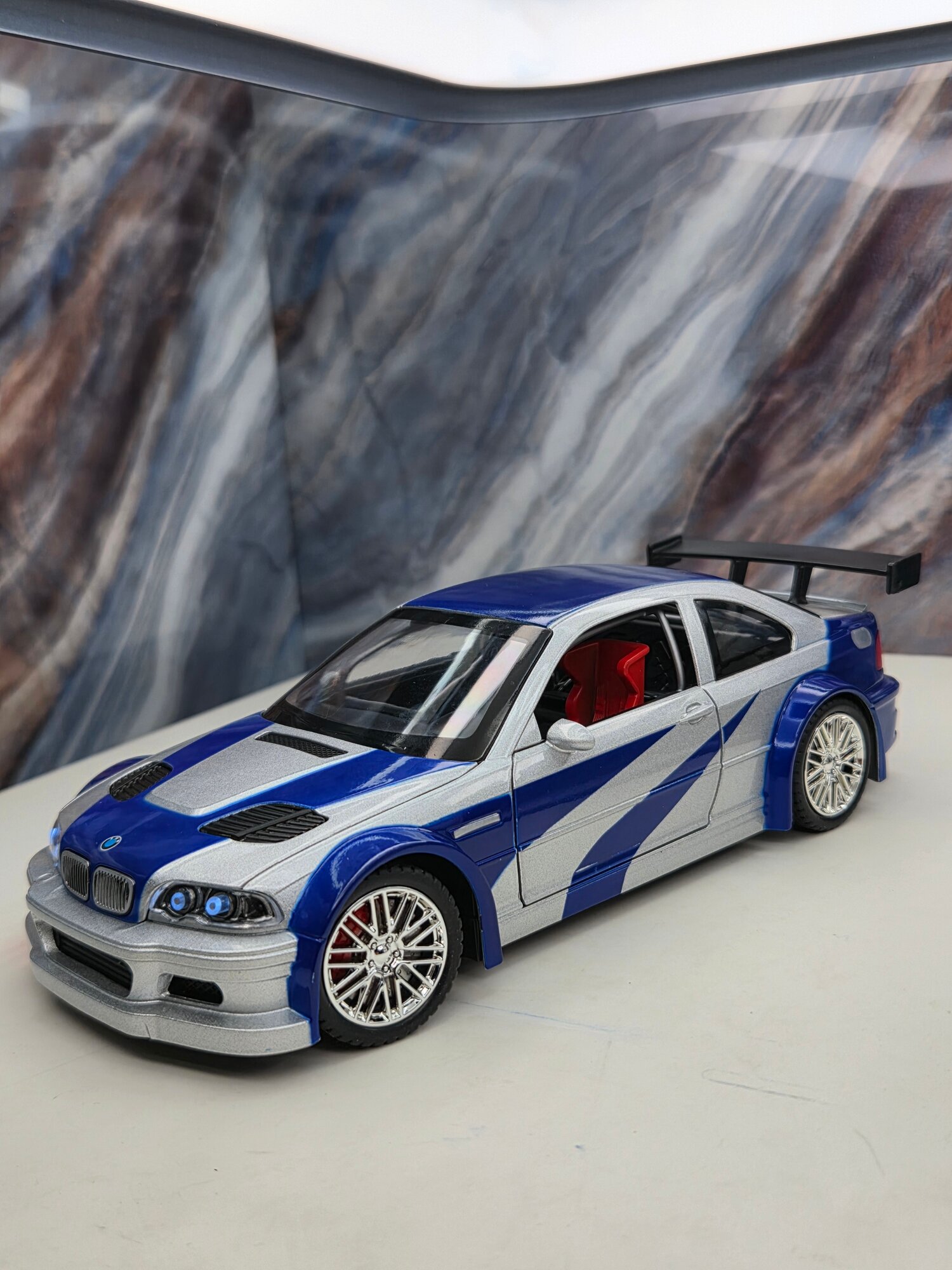 Металлическая машинка БМВ М3 Е46 масштаб 1/24 BMW GTR свет звук