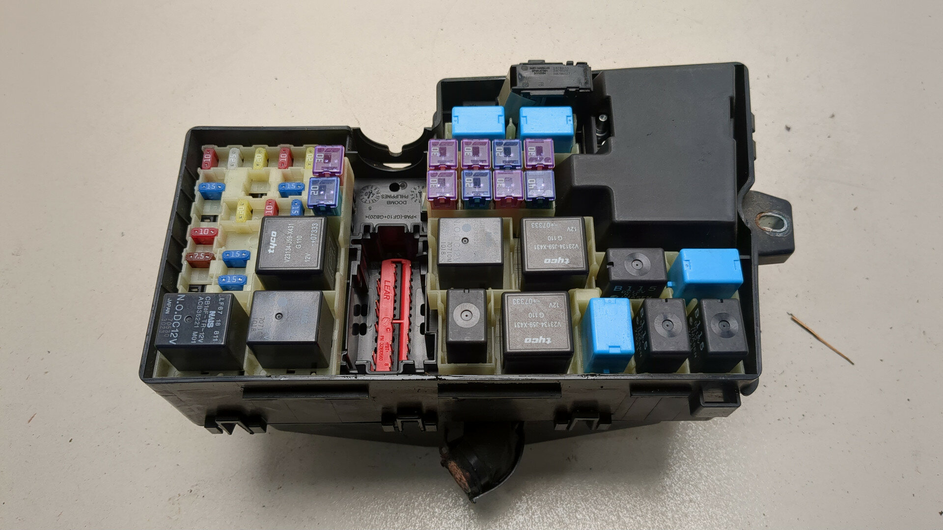 Блок предохранителей Mazda CX-7 Б/У