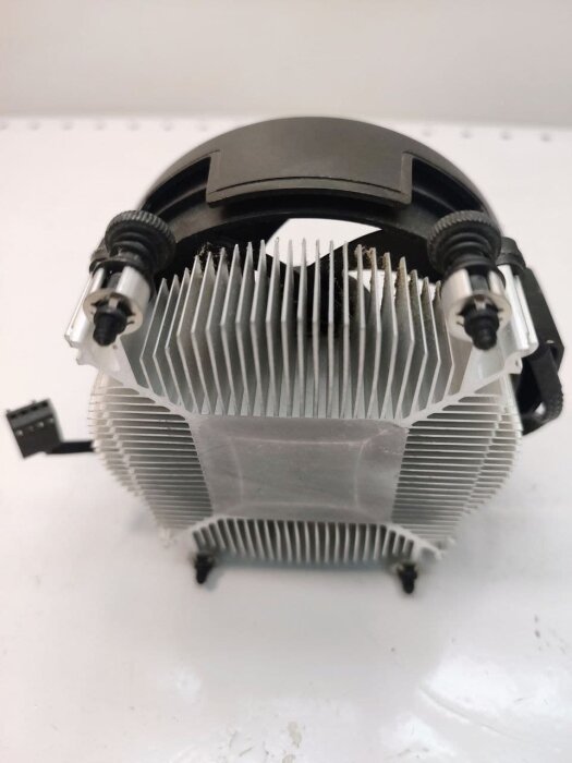 Кулер для процессора AMD AM4 Wraith Spire 712-000046 REV D Al 4 Pin