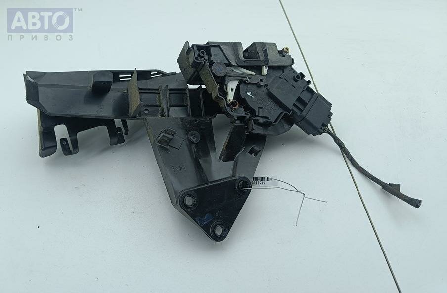 Замок двери передней правой Ford Focus 2 (2004-2010)