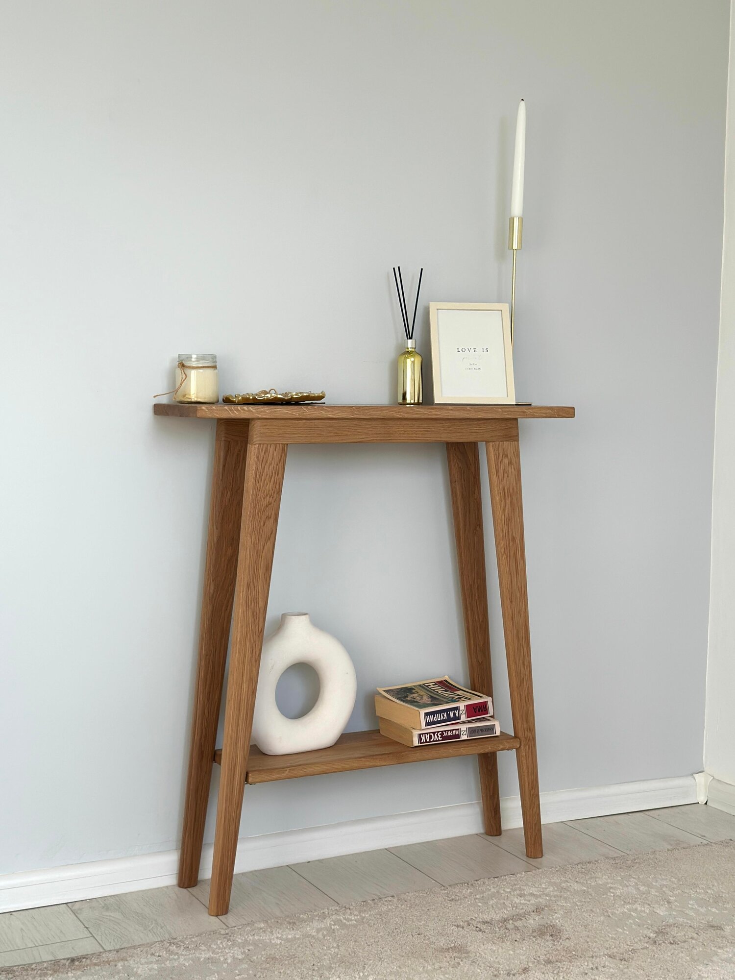 Консоль из Дуба с полочкой (глубина 20 см)