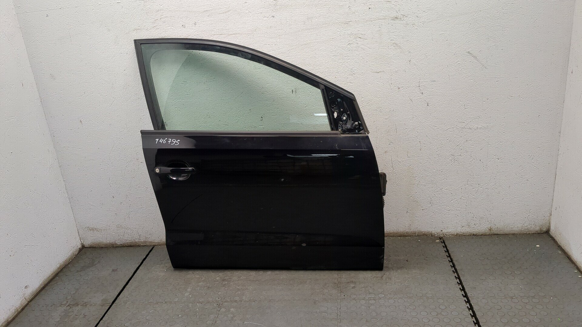 Дверь боковая (легковая) правая передняя Volkswagen Polo Б/У