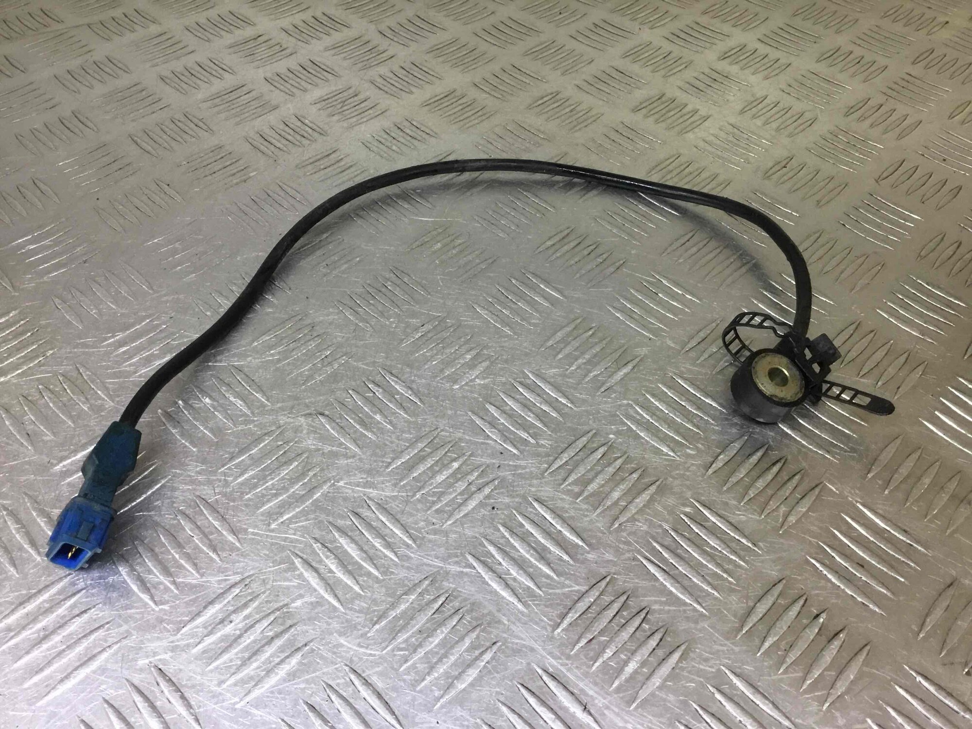 Б/У Датчик детонации Audi A4 B6 (2000-2005) 2000 г.