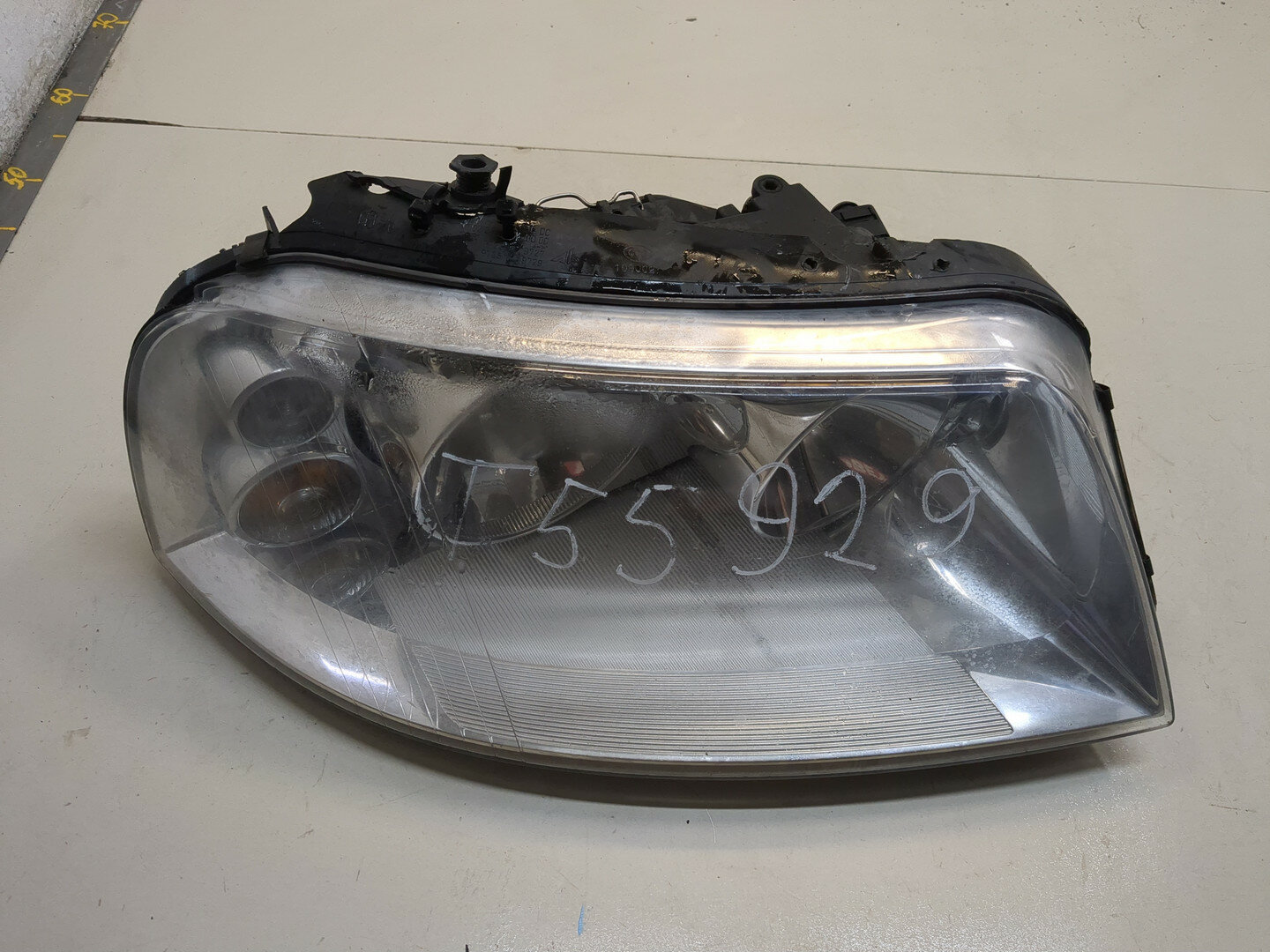 Фара (передняя) правая Volkswagen Sharan Б/У