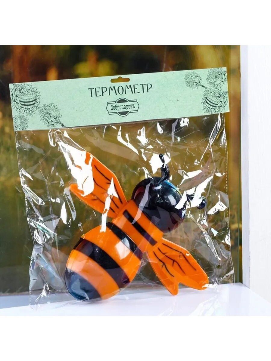 Элегантный пластиковый термометр для окон