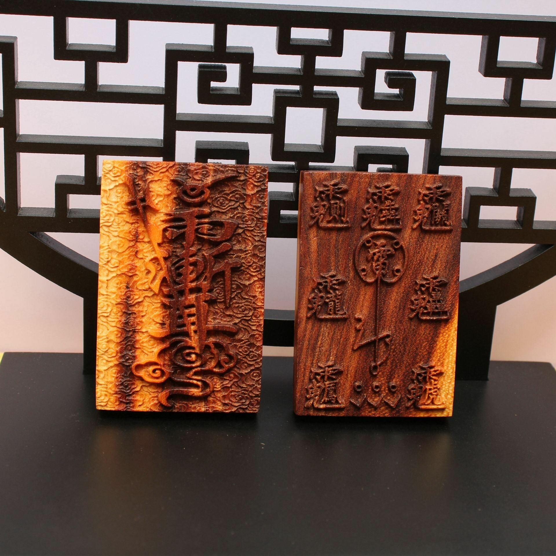 Молния Персиковое Дерево Чжиуэй Ху Чжиюй Пять Громов Подвеска 46 Карт Амулет Даосский Инструмент Личный Аксессуар Старый Материал Темный Цвет