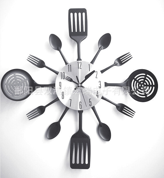 Кросс-бордерная оптовая продажа небольших объемов металлических ножей и вилок из нержавеющей стали, бесшумные модные настенные часы, таймер, бесшумные часы