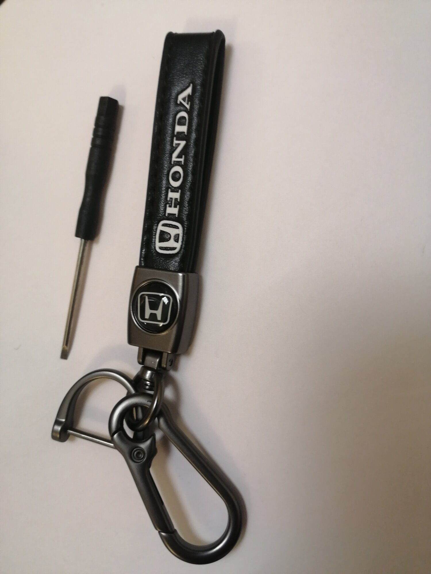 Брелок-карабин