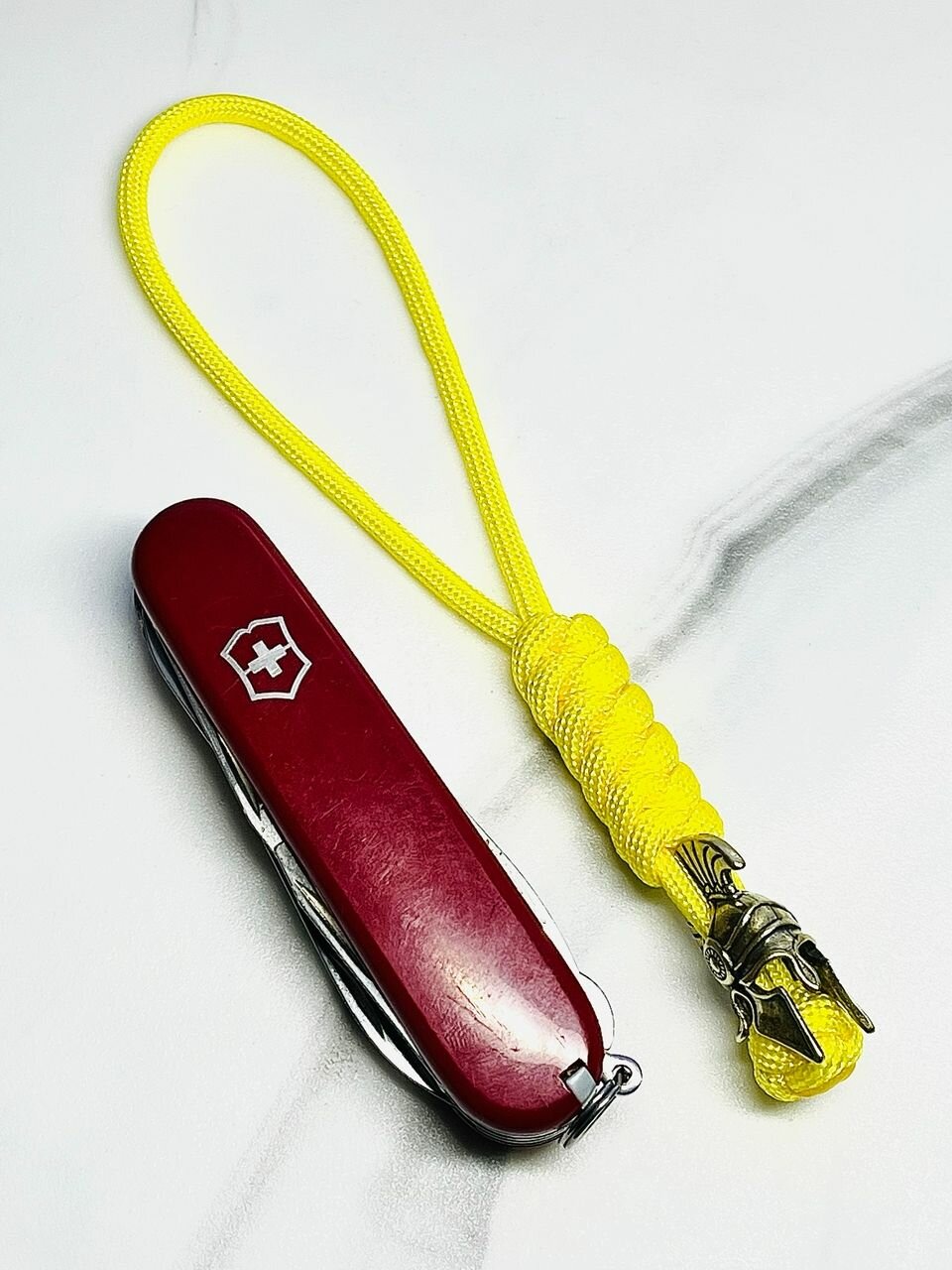 Темляк для ножа