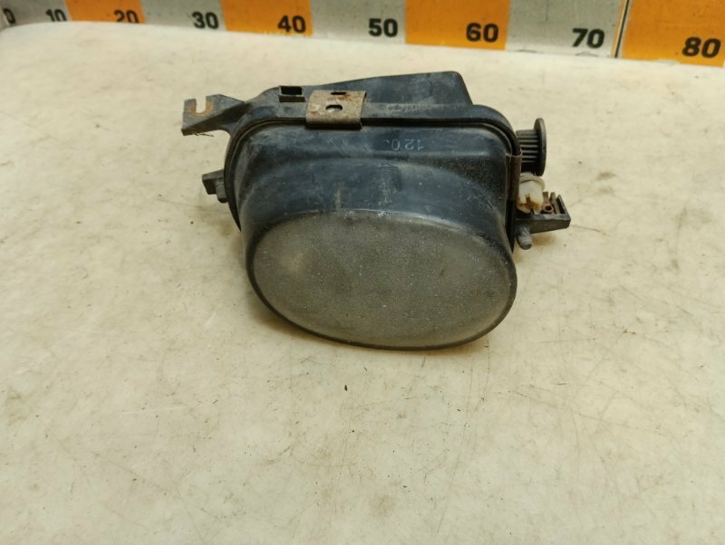 Б/У Фара противотуманная Mercedes-Benz C-Class 2005 W203 Лев. 472399 MERCEDES-BENZ арт. A2308200356