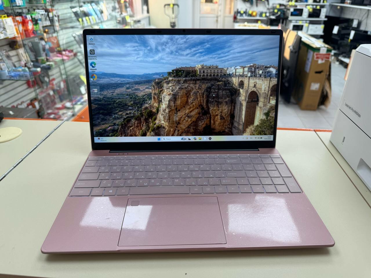 Ноутбук 15.6", Intel Celeron N5095, RAM 16 ГБ, SSD 256 ГБ, Intel UHD Graphics 750, б/у уценка