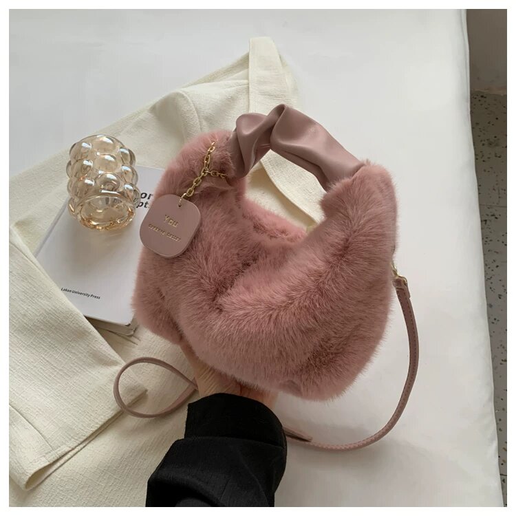 Высококачественная плюшевая сумка для женщин 2025 года, новая зимняя универсальная сумка через плечо, маленькая сумка для поездок, меховая сумка