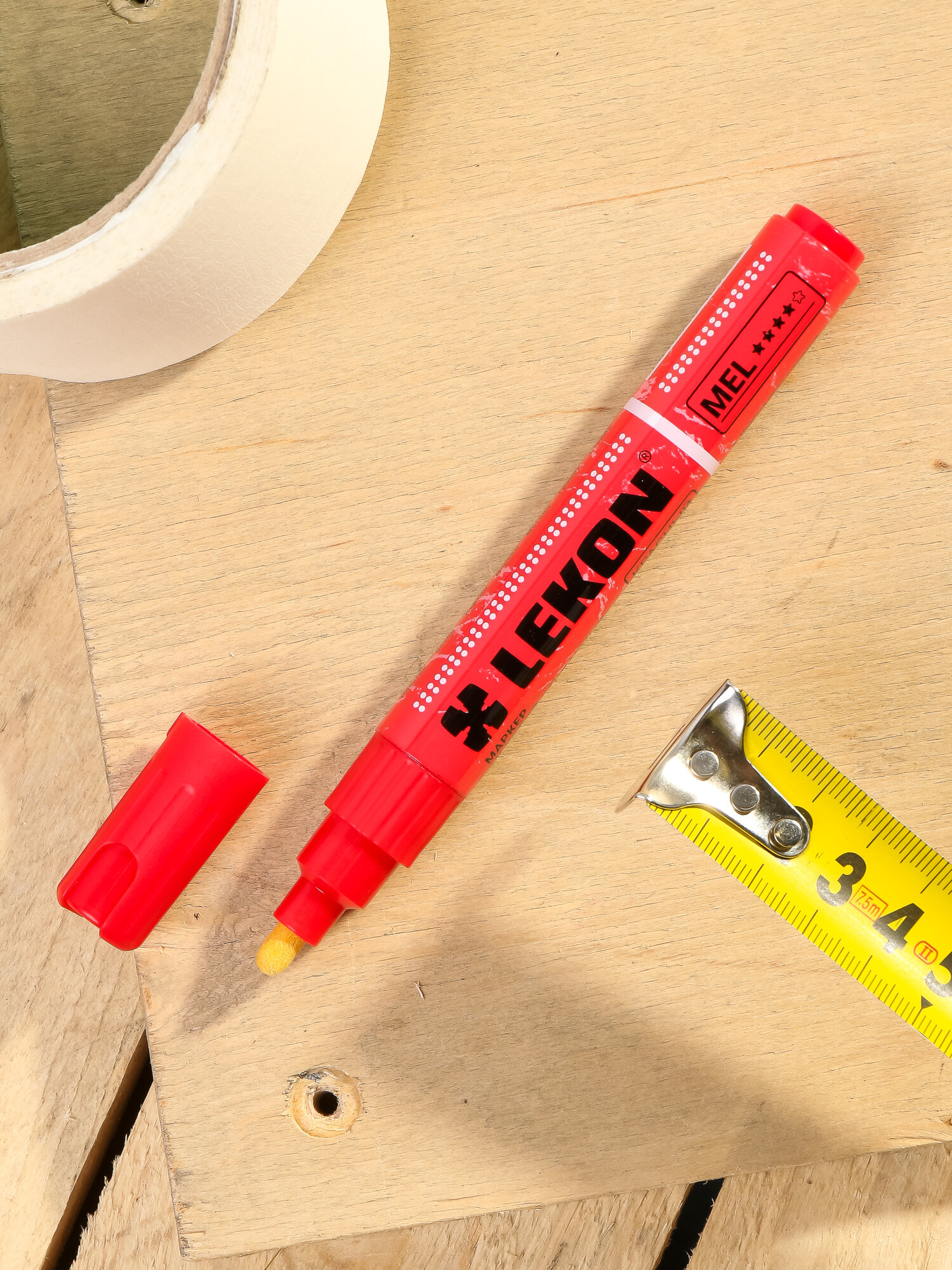 Маркер меловой Lekon Mel 14514 красный для временной разметки, стираемый строительный инструмент для отделочных работ