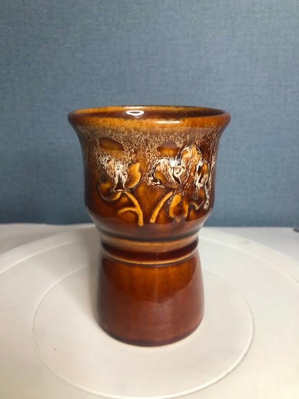 Ваза винтажная СССР, Владимирский з-д "кленовая гармония", 300мл, 12см, обливная керамика