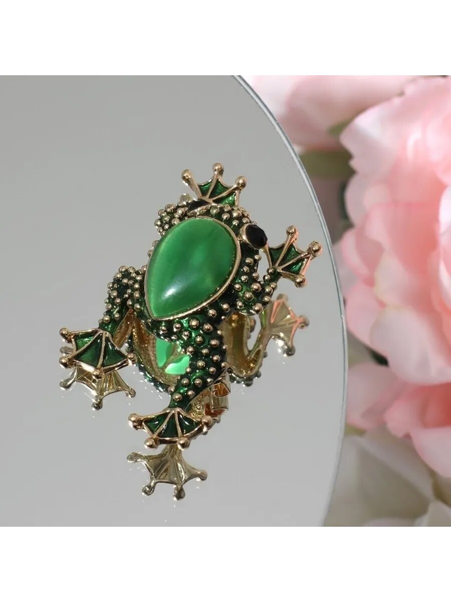 Брошь, стразы, эмаль, искусственный камень