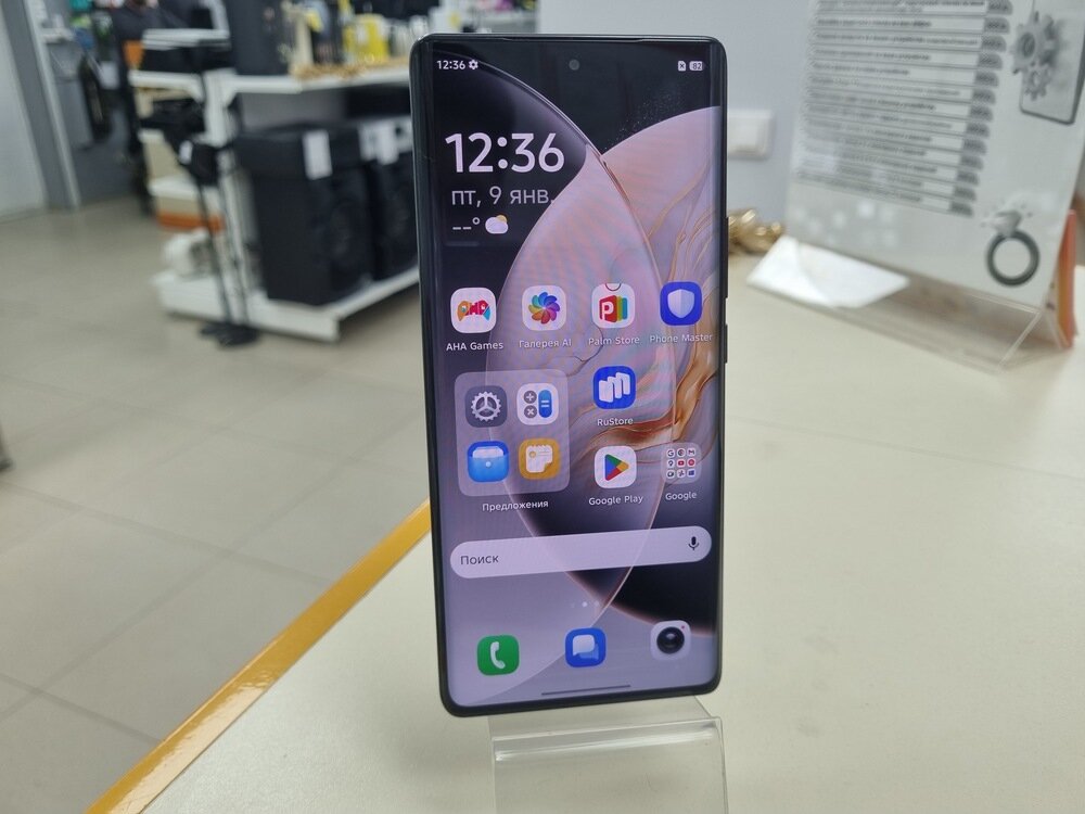 Смартфон TECNO CAMON 30S 6/128 ГБ, Dual nano SIM, Black, Б/у, уценка