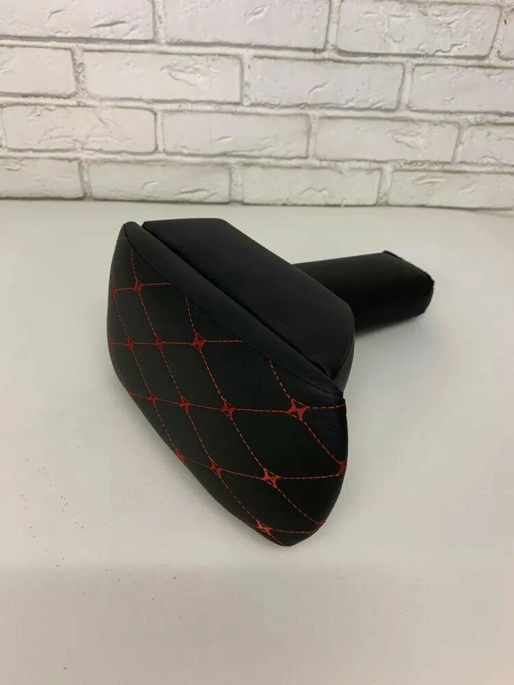 Подлокотник для автомобиля Рено Дастер, Подлокотник Renault Duster, 2011-2020, красный ромб, Brazo