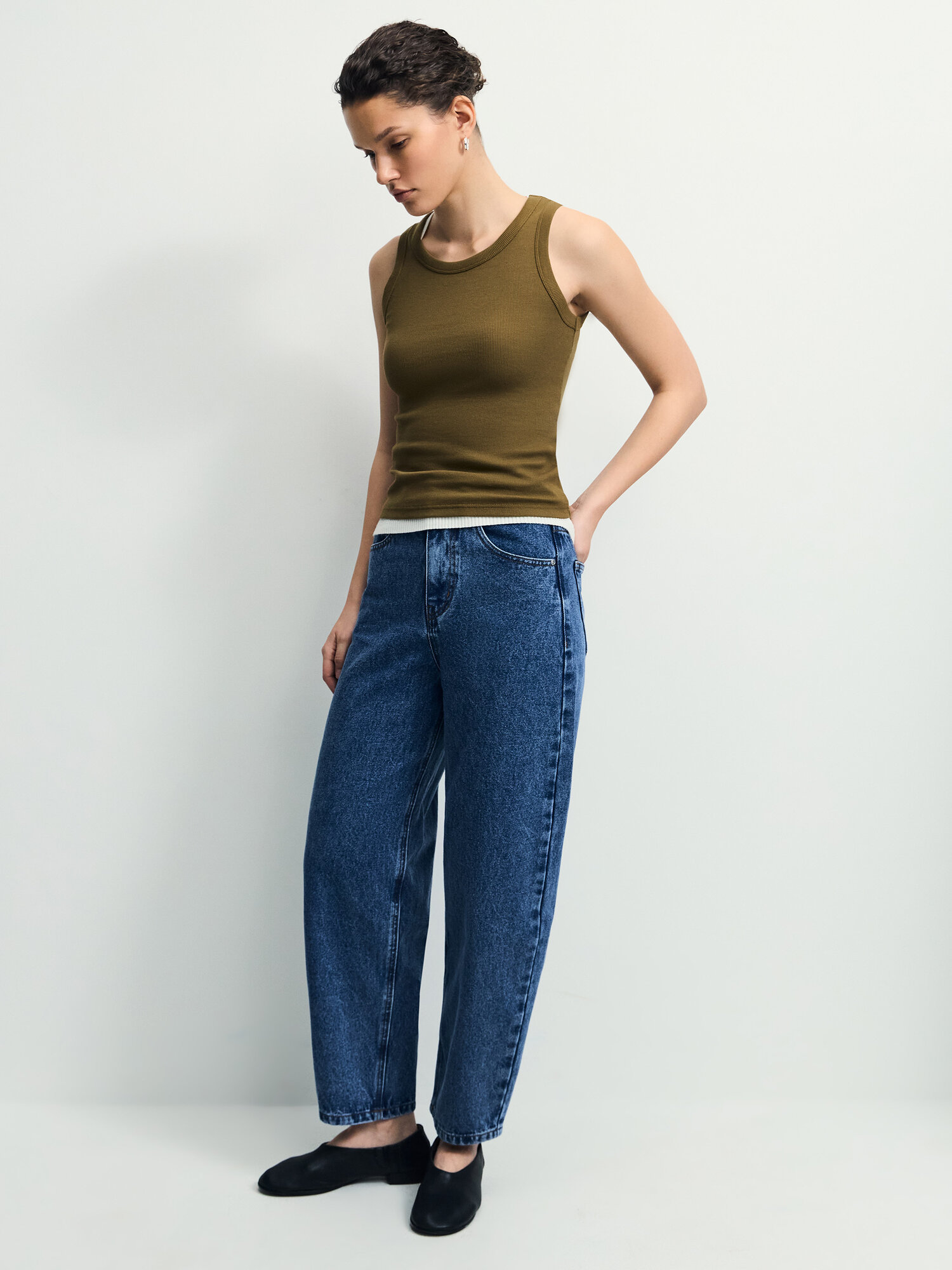 Джинсы barrel leg 