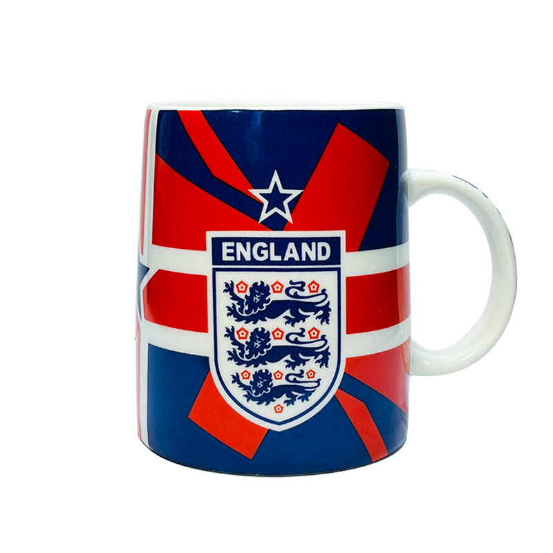 Футбольные сувениры, чемпионат мира по футболу, керамический кубок Аргентины, национальная сборная, Марк Месси, немецкие события, окружающие фигуры