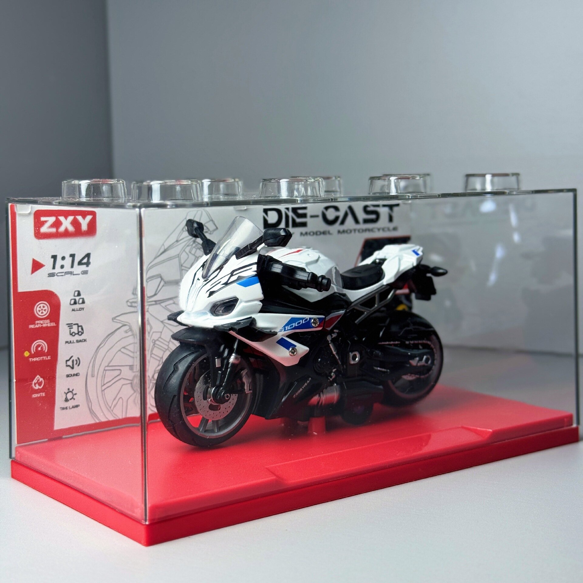 Детская игрушка-модель мотоцикла BMW S1000RR из сплава с функцией обратного хода, звуком, светом и музыкой.