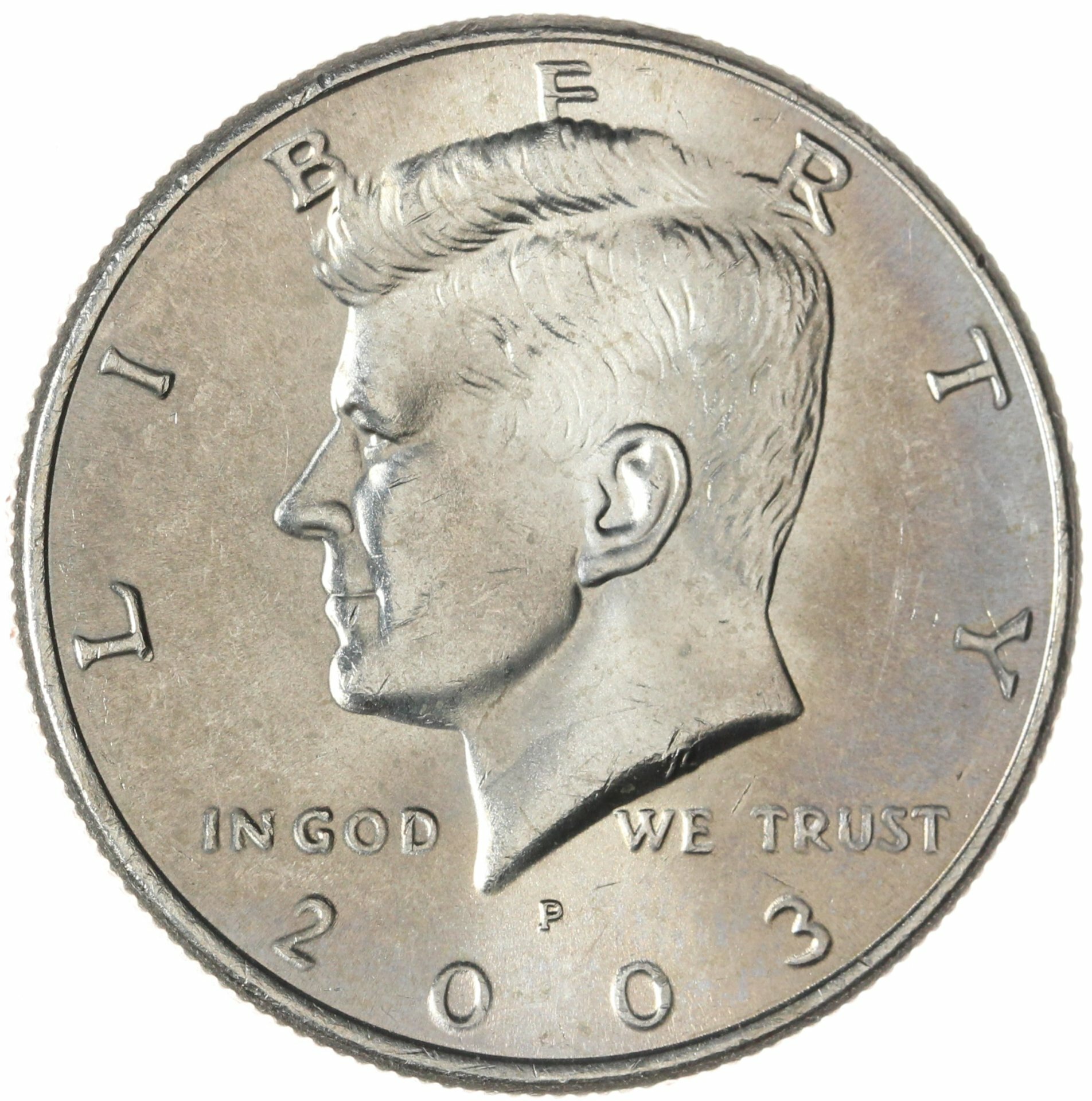 США 50 центов 1/2 доллара, half dollar 2003 P Kennedy Half Dollar Кеннеди знак монетного двора "P" - Филадельфия, Медь, в сохранности UNC