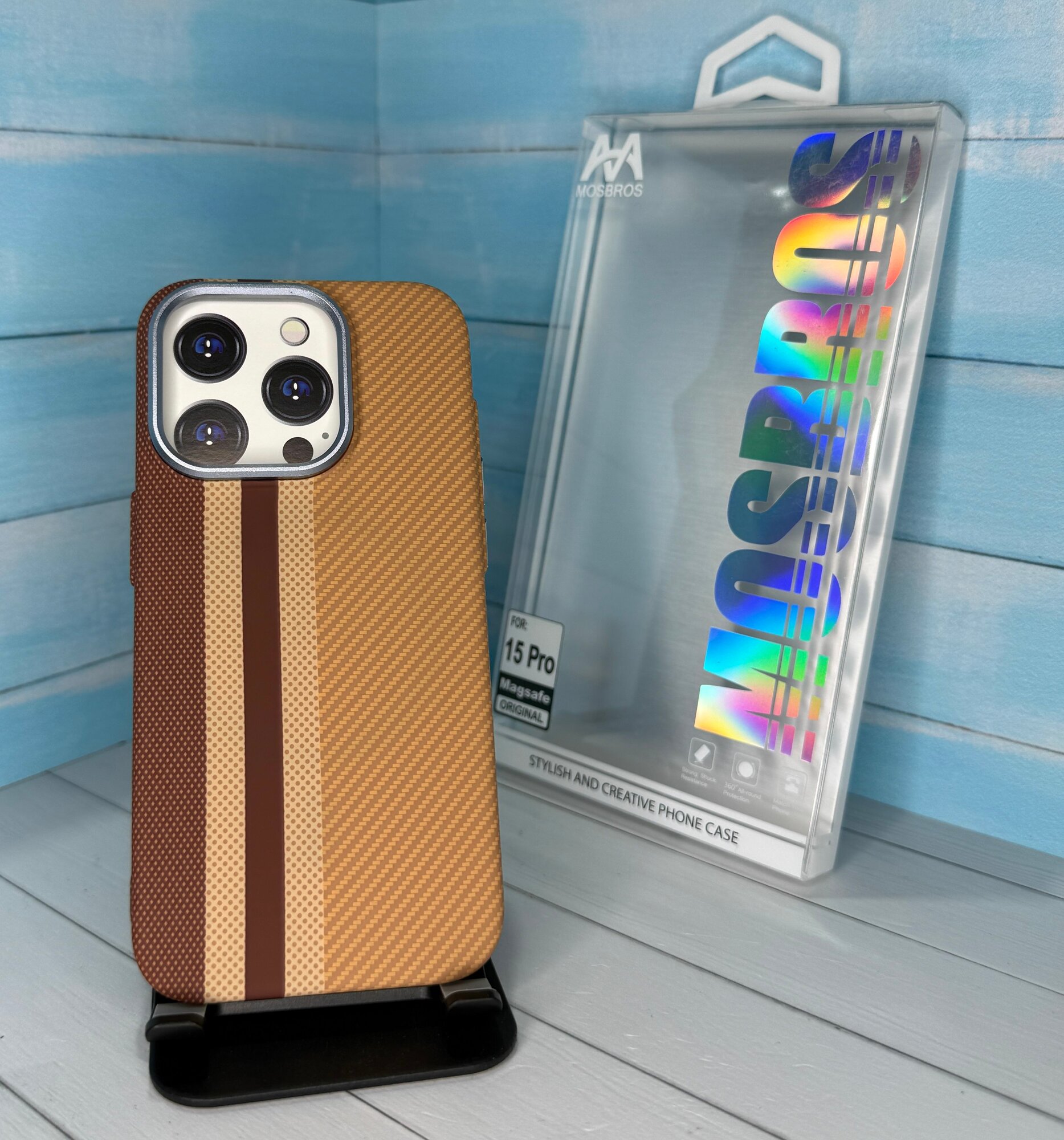 Чехол на iPhone 15 Pro Бежевый в полоску (ультратонкий чехол-накладка, карбон) Case For iPhone 15 Pro