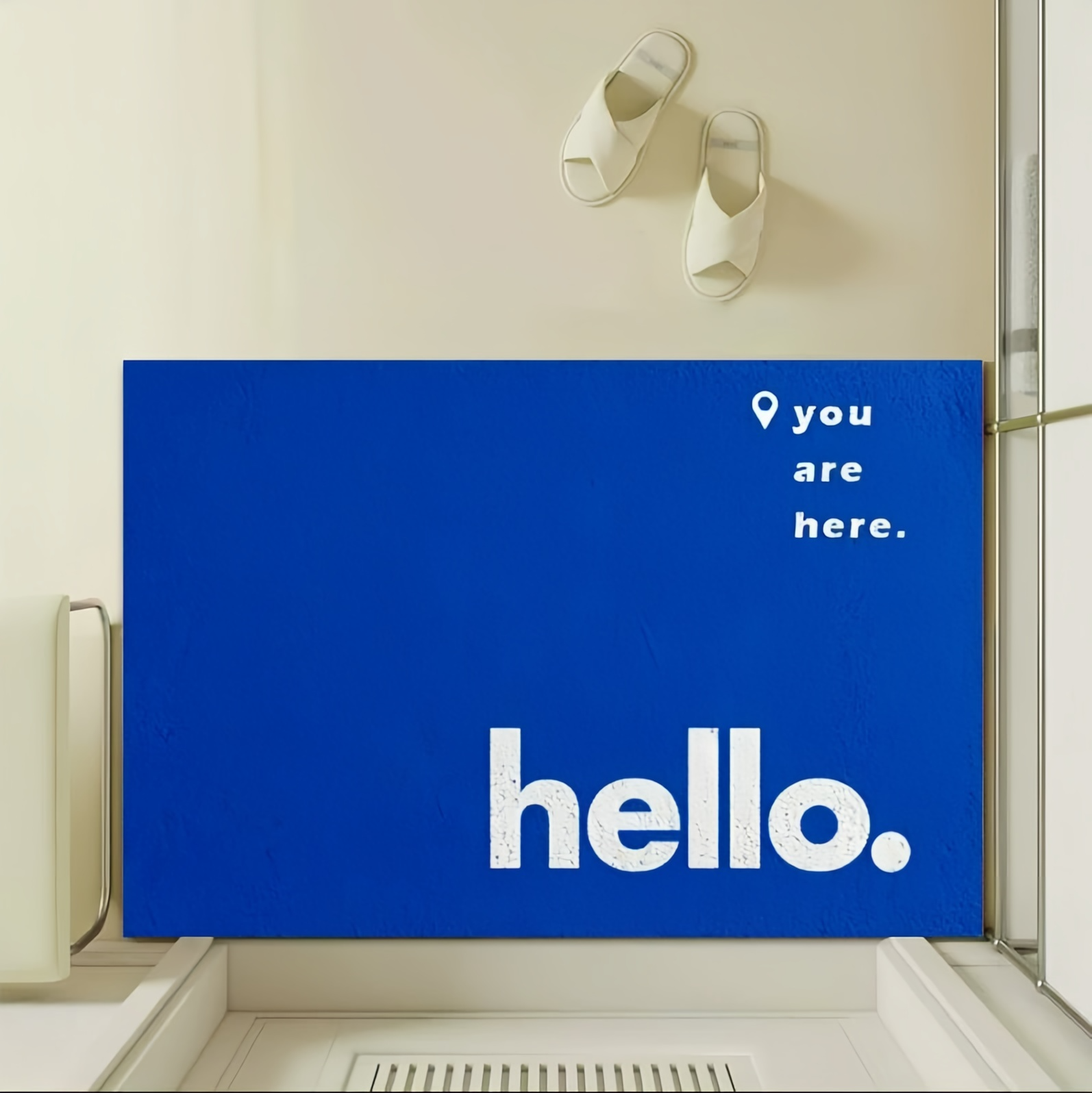 Коврик придверный резиновый с надписью Hello, you are here в прихожую 50х80 см синий