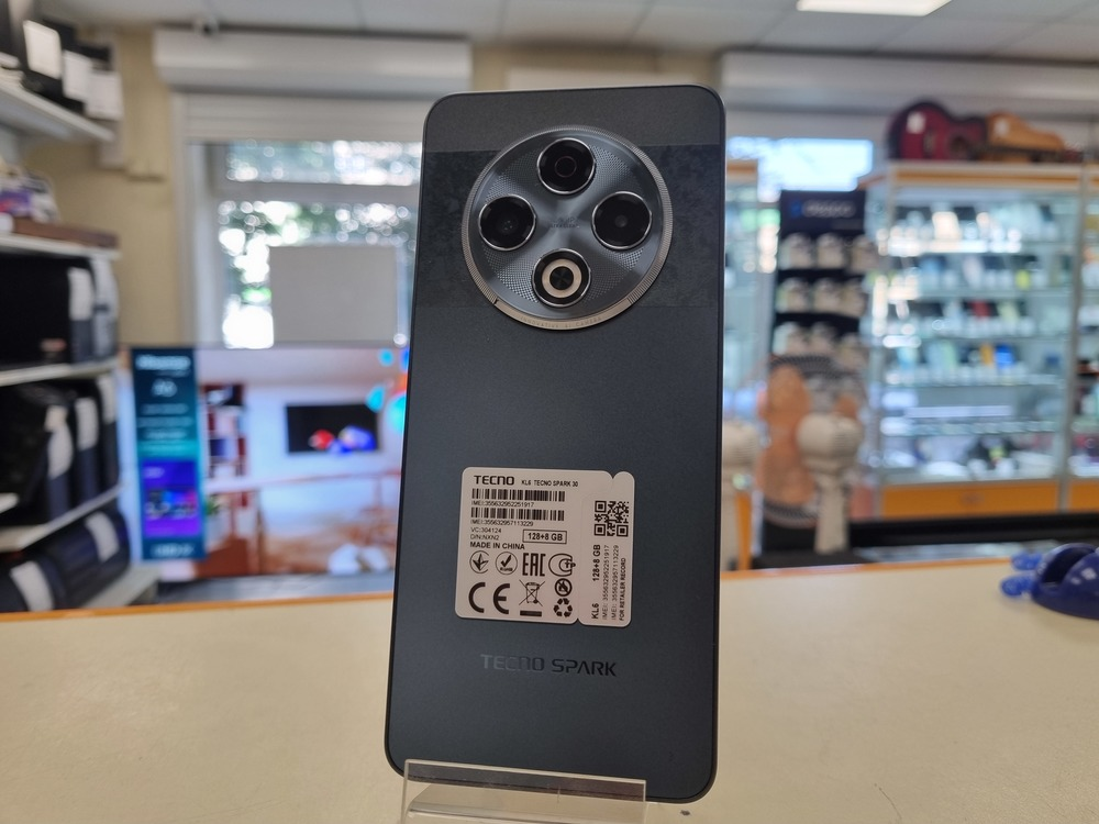 Смартфон Tecno SPARK 30 8/128 Б/У