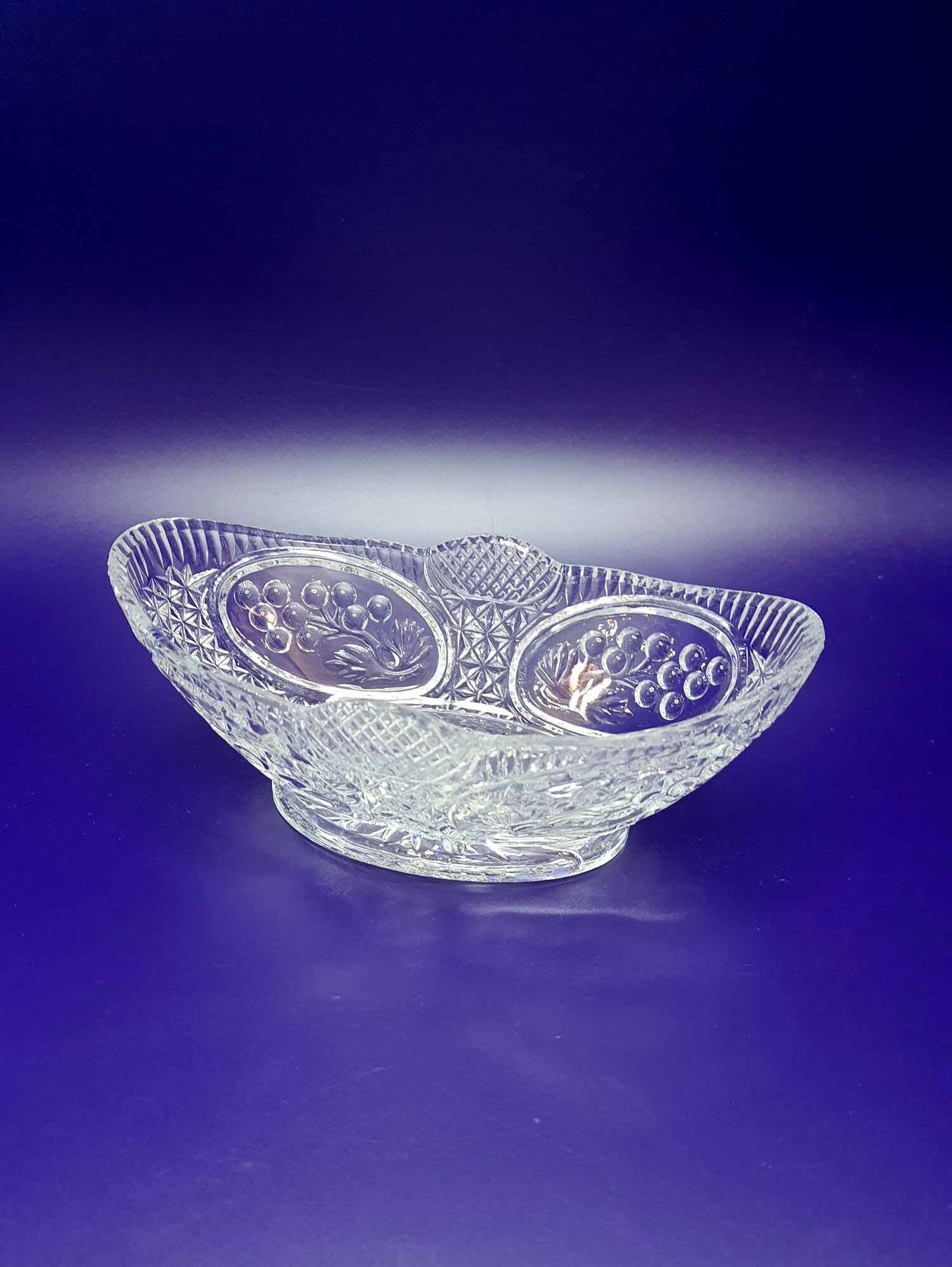 Ваза конфетница с рельефным узором, хрустальное стекло, винтаж СССР 70-80е