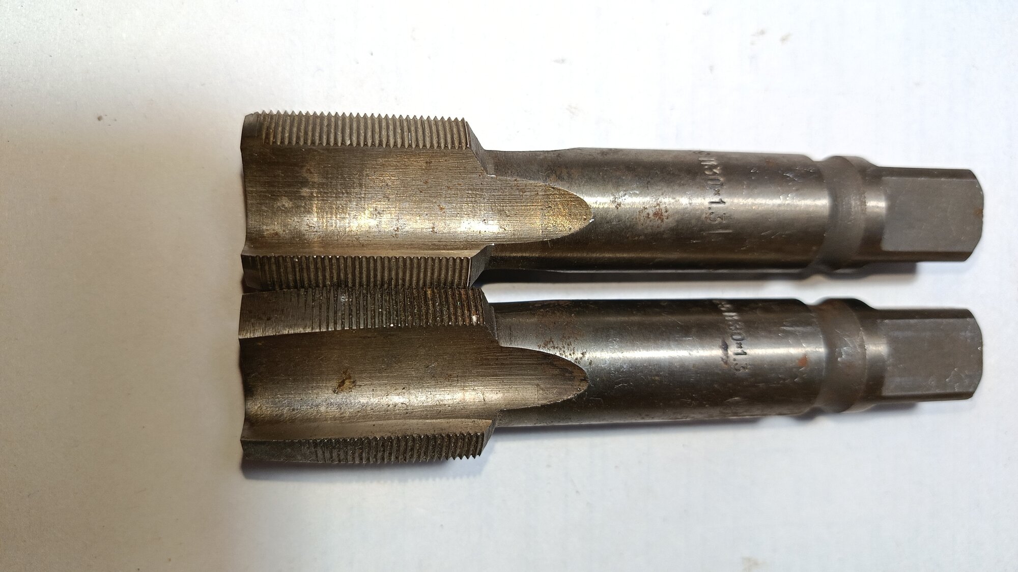 Метчик м/р М30х1,0 Н3 1925/1929 Р6М5 комплект из 2-х шт