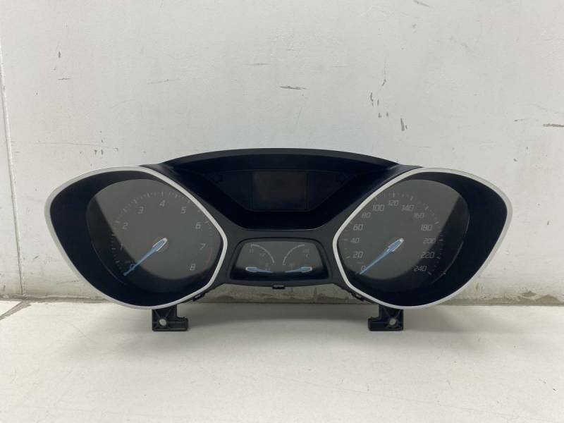 Панель приборов Ford Focus 3 2011