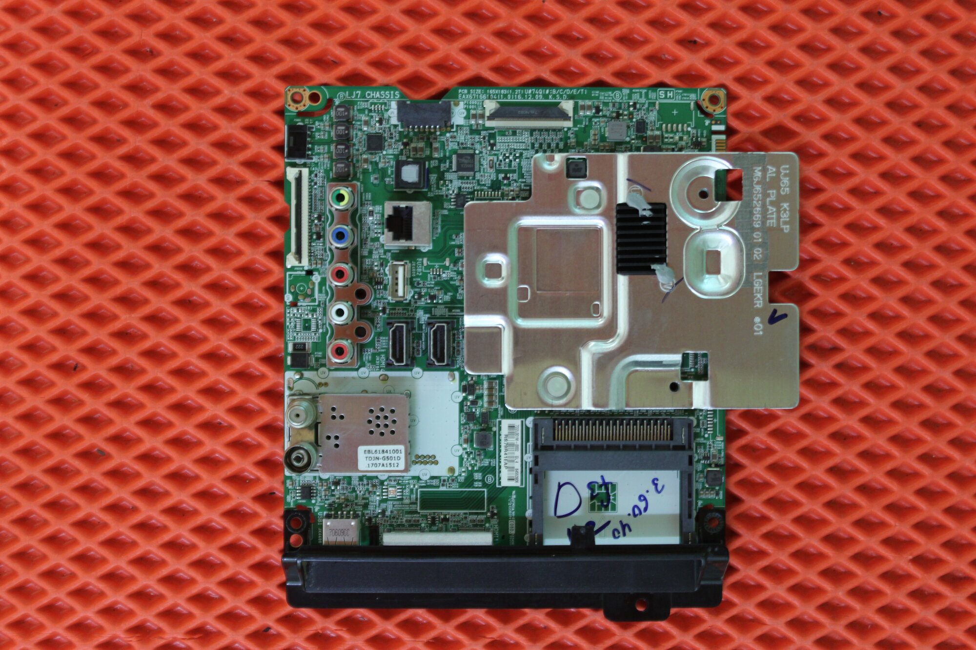 Основная плата (MAIN) EAX67166104 (1.0) для телевизора LG 43UJ651V в надёжной упаковке